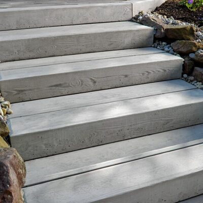 NY Bluestone Full Color Flagstone 1.5" Thickness - Great Lakes Stone Supply